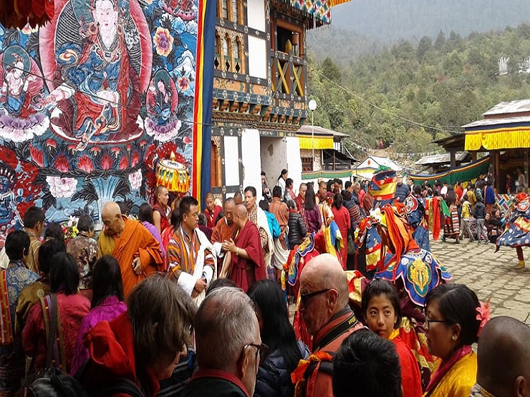 Talo Tshechu & Gasa Tshechu (Festival) Tour