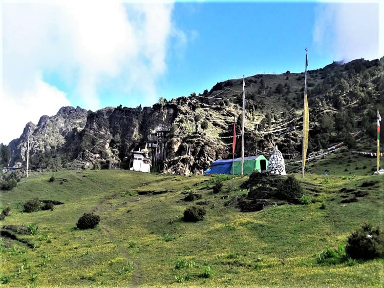 Bumdra Trek & Highlights of Bhutan